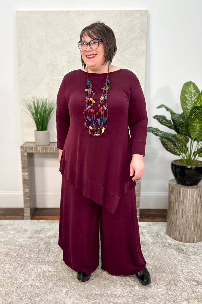 Eva Varro - Contemporary Travel-Friendly Clothing | Statement Boutique