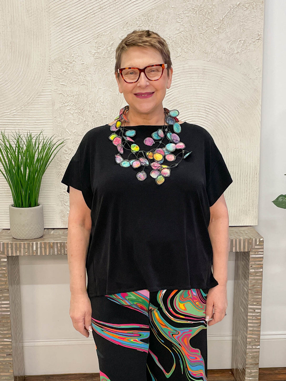 Eva Varro - Contemporary Travel-Friendly Clothing | Statement Boutique