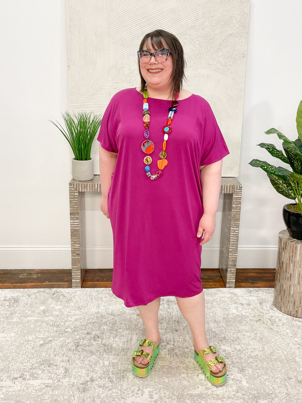 Eva Varro Wedge Dress, Magenta – Statement Boutique