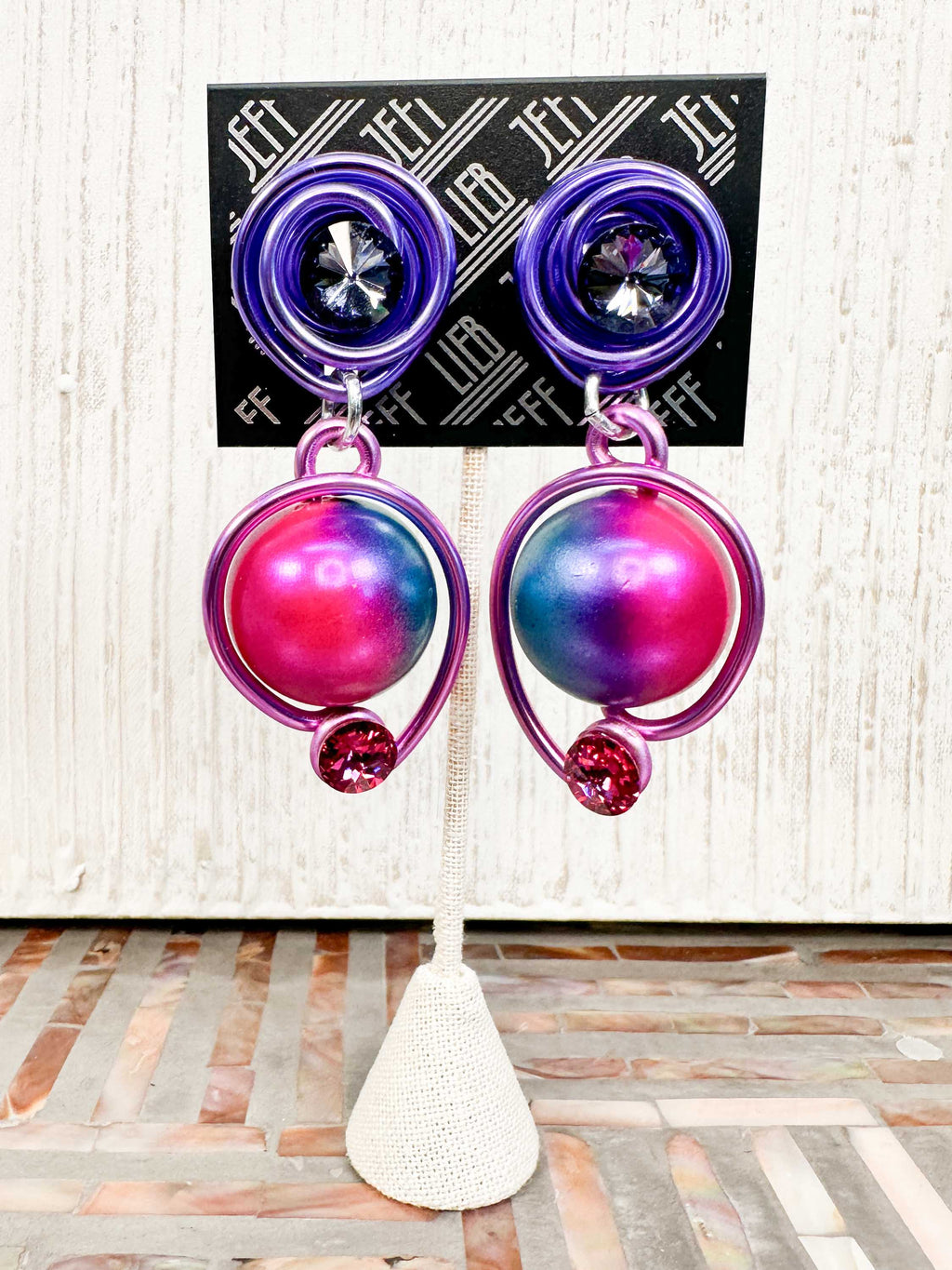 Jeff Lieb Painted Orb Clip Earrings, Pink/Purple – Statement Boutique