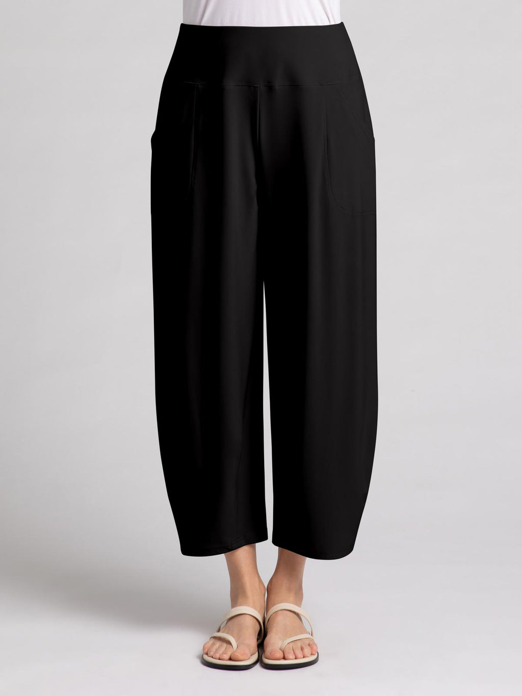Sympli Narrow Lantern Pant, Black – Statement Boutique